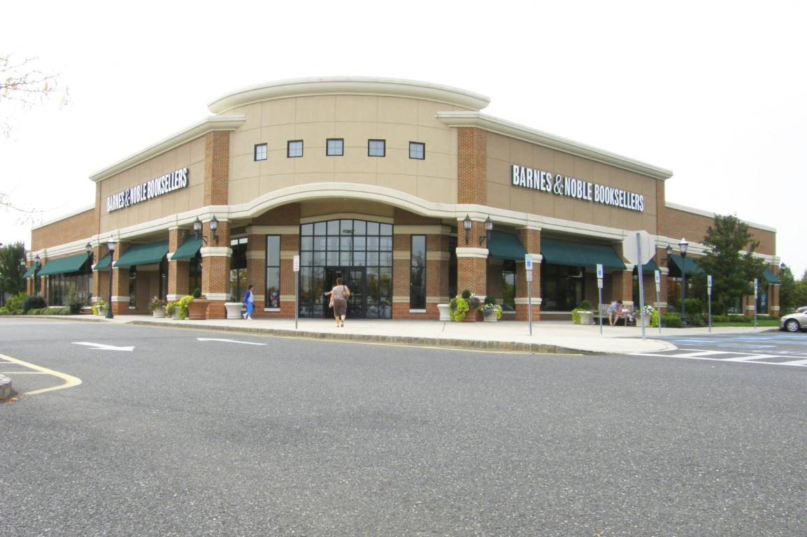 Holmdel Commons and Cedar Village | Menlo Engineering Associates Inc.