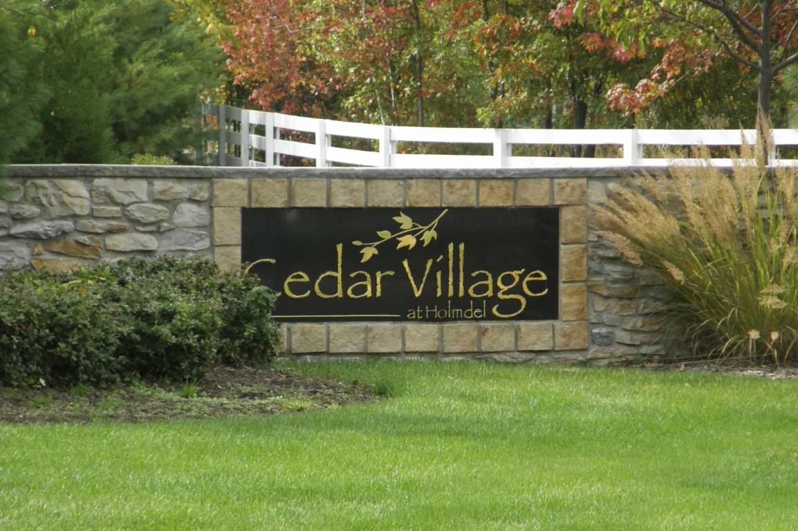 Holmdel Commons and Cedar Village | Menlo Engineering Associates Inc.